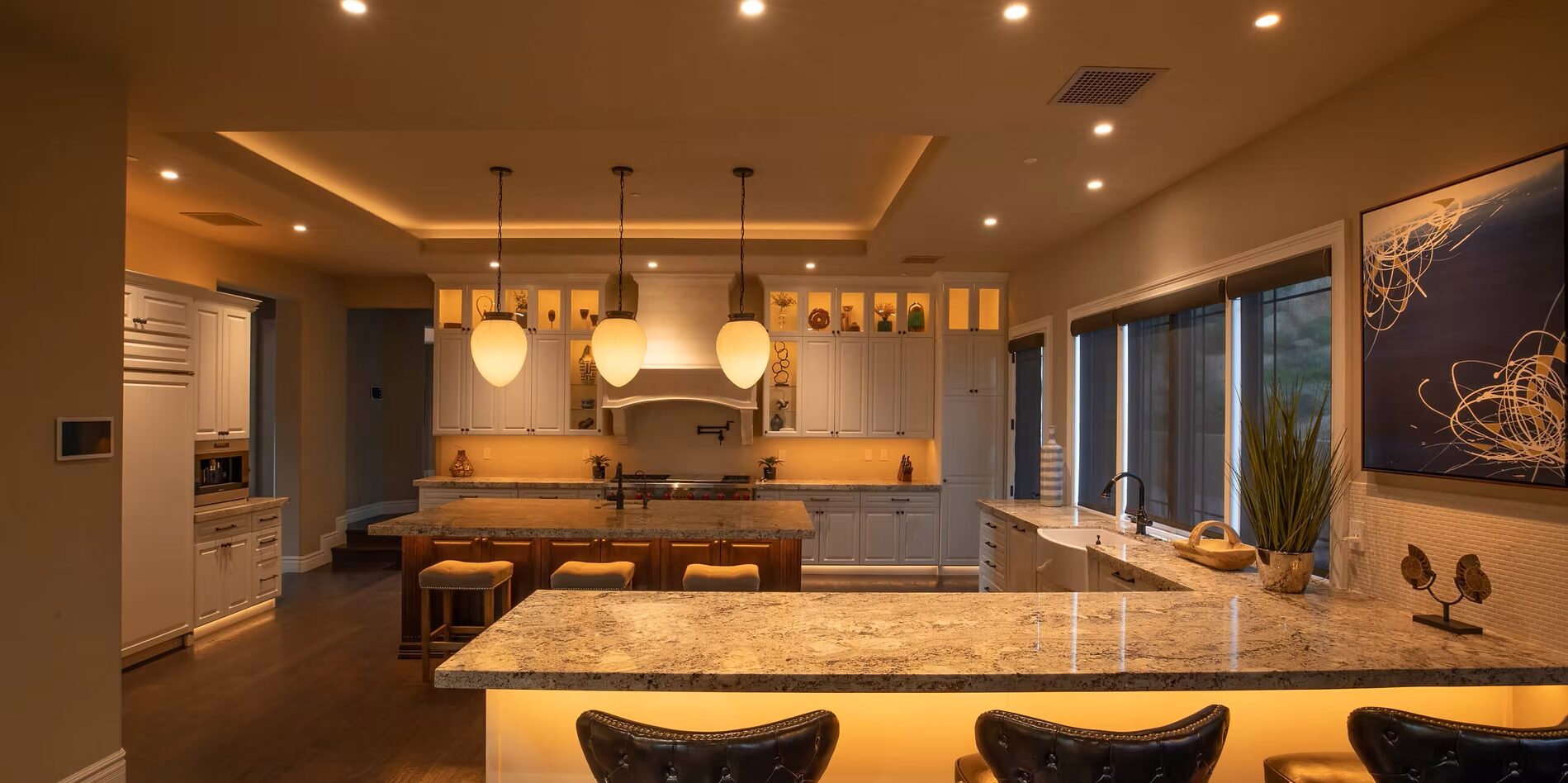 Control4 Vibrant Linear Lighting Strips in Long Island | ATTYWON